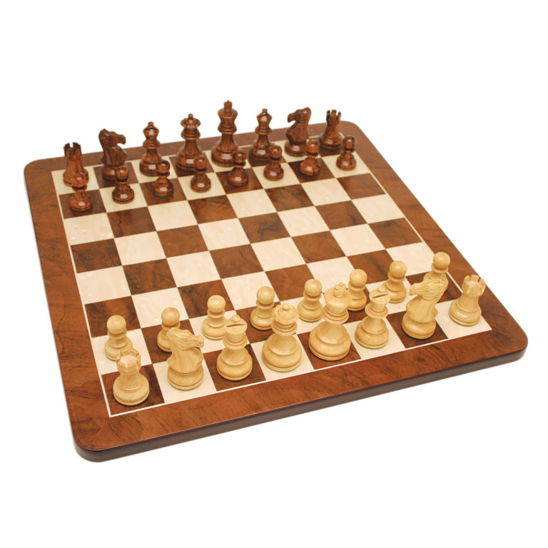 GRAND ENGLISH STYLE CHESS SET - WEIGHTED PIECES W/ 19" WALNUT ROOT WOO ...